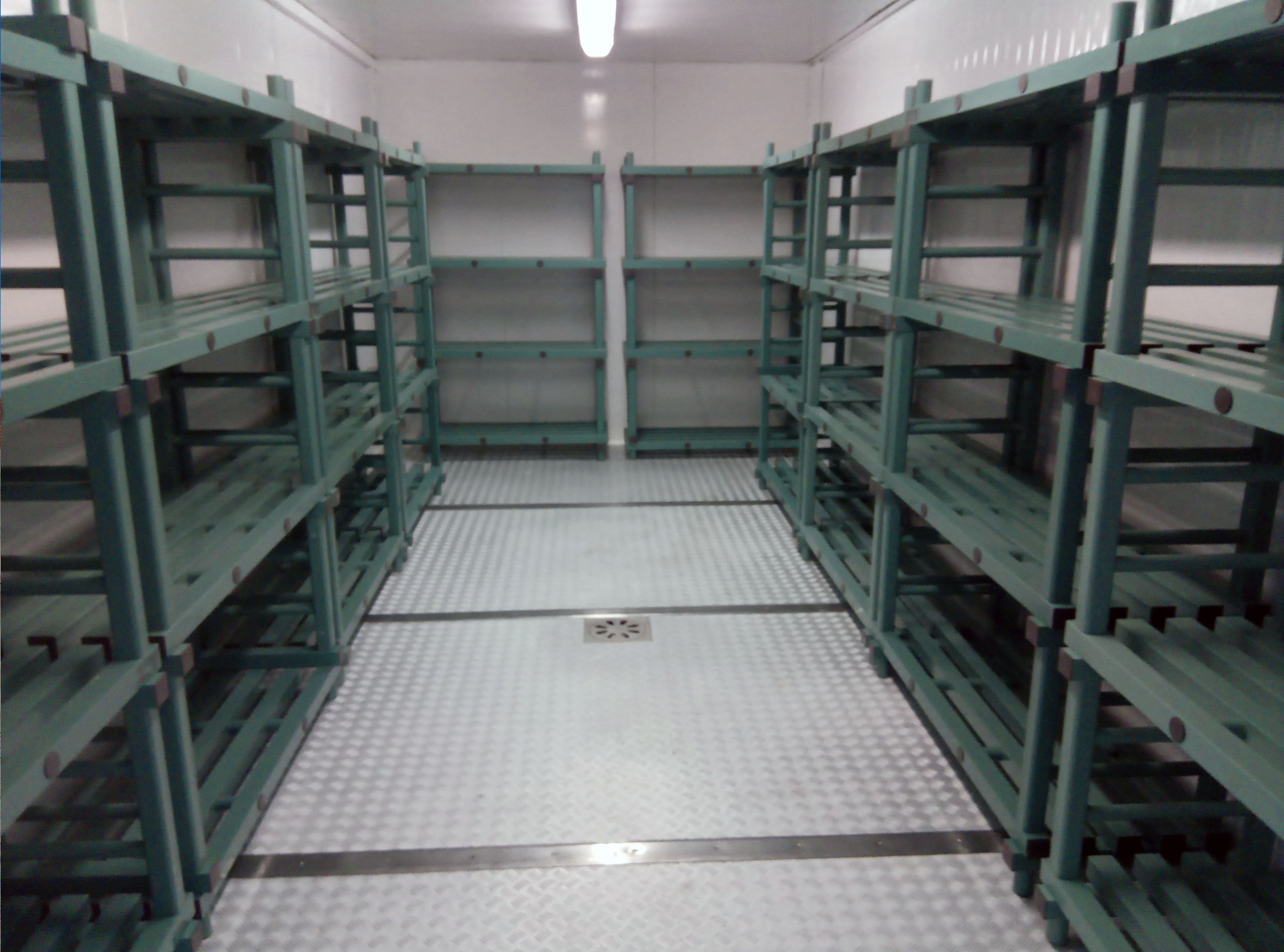 Unite-de-stockage-locacuisines-sete-hérault-exemple-stockage-sec